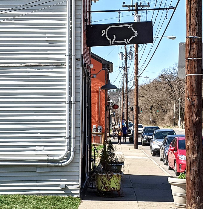 That simple pig silhouette tells you everything you need to know about priorities here.