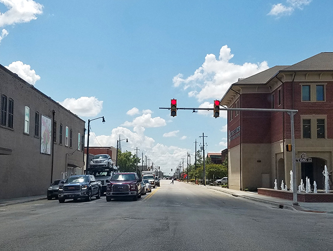 Florence's downtown district showcases beautifully preserved buildings where shopping won't require a second mortgage or selling a kidney.