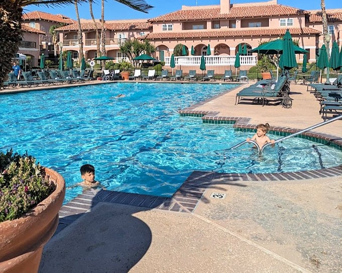 Nothing says "fresh beef" quite like dining next to the actual ranch where dinner lived.