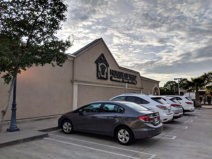 House of Beef keeps it simple &ndash; when your name says it all, you don't need fancy architecture to impress.