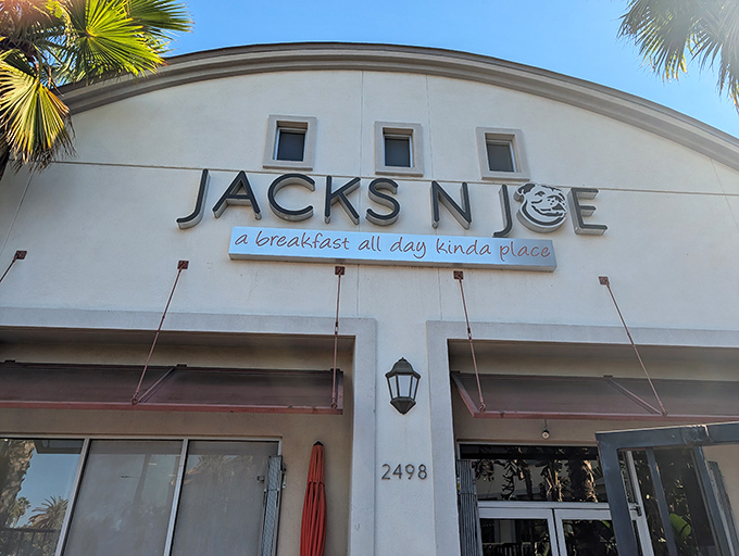 Modern curves meet timeless breakfast traditions at this "all day" kind of wonderful place.