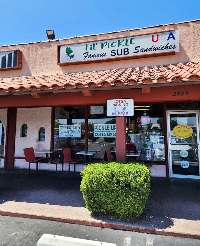 The name alone makes you smile, and that terra cotta roof suggests serious sandwich craftsmanship within.
