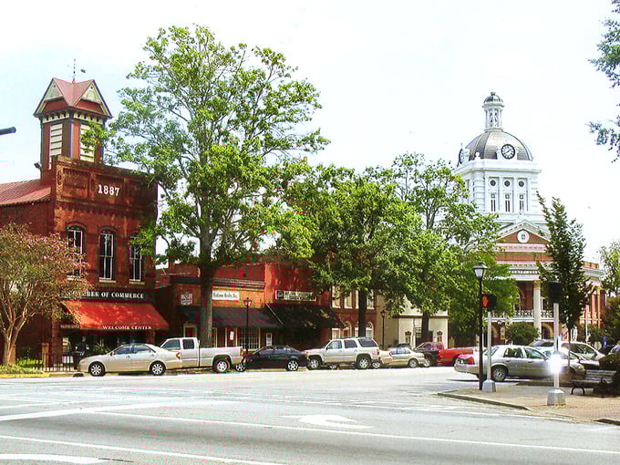 Madison's antebellum elegance proves that some things truly do get better with age and care.