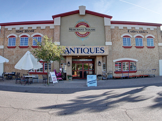 This Chandler gem looks like it stepped out of a Norman Rockwell painting - authentically American charm.