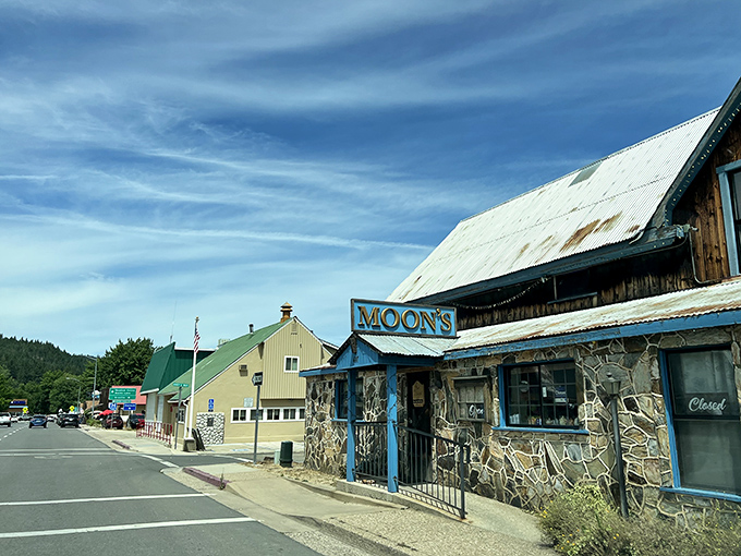 Quincy's rustic charm shines through weathered wood and mountain air that tastes like pure freedom itself.