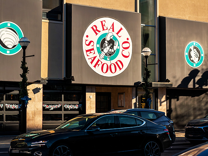 Streetside's brilliant blue exterior isn't just a pretty face&mdash;it's a promise of the ocean's bounty waiting inside this Birmingham gem.