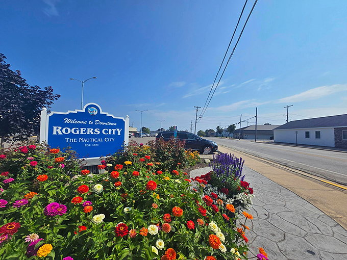 The Nautical City welcomes visitors with flower-lined streets that bloom with budget-friendly possibilities and lakeside dreams.