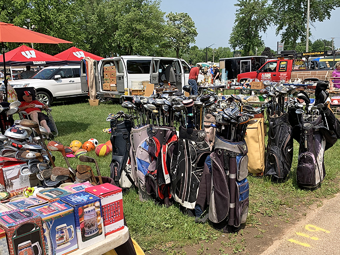 Golf clubs stand ready for their second chance at greatness alongside other sporting goods finds.