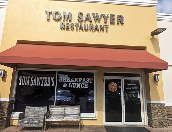 Tom Sawyer would definitely approve of this breakfast adventure - no fence painting required, just pure enjoyment.