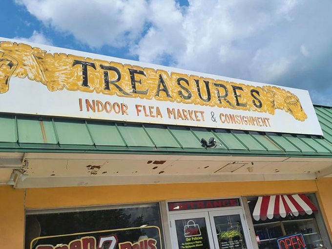 That ornate golden sign promises treasures worthy of Antiques Roadshow's most exciting discoveries inside.