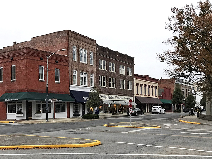 These tree-lined streets offer the perfect backdrop for leisurely strolls and friendly conversations.