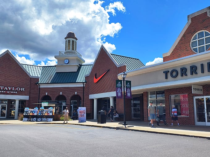 Williamsburg Premium Outlets combines colonial-inspired architecture with modern brands. History meets fashion in perfect harmony!