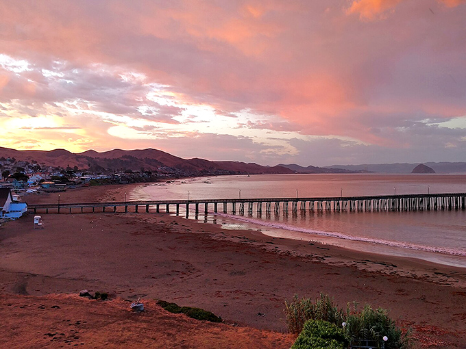 This beach has more room than a Costco parking lot, but with way better views and no membership needed.
