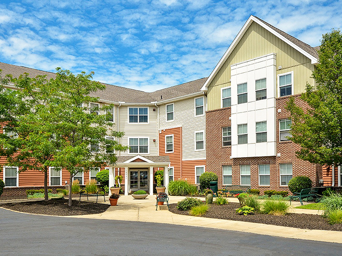 Smart design puts everything on one level, like a well-planned TV dinner but infinitely better.