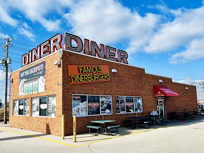 The "Famous Dinerburgers" sign says it all - when you're famous for something, you better deliver daily.