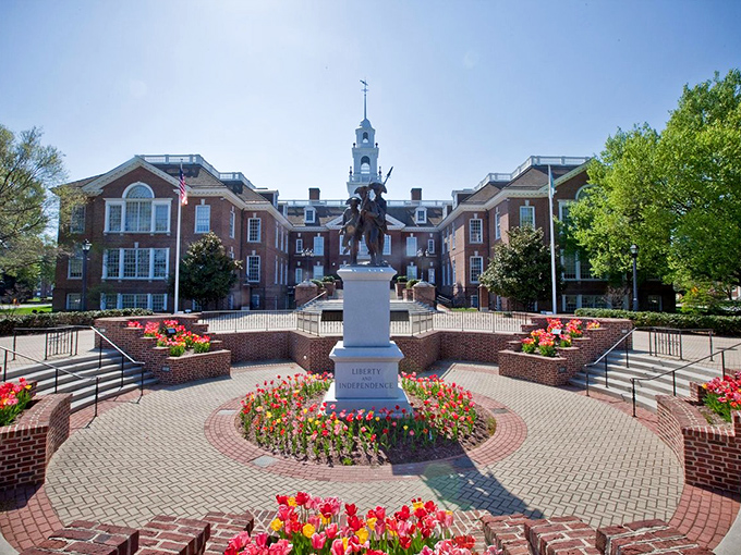 Wide boulevards and classic architecture prove that state capitals can feel surprisingly homey and welcoming.