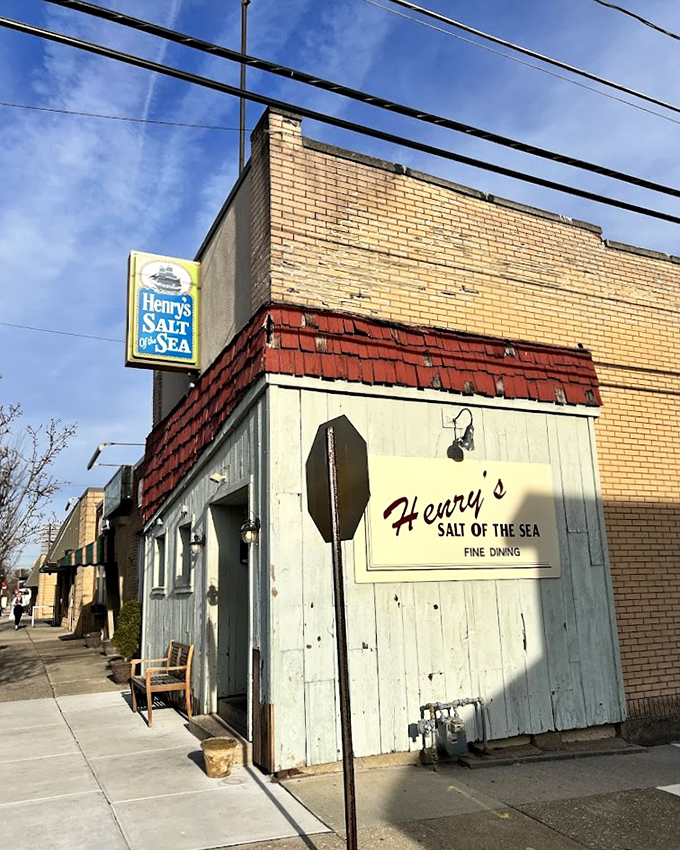 That weathered nautical charm whispers promises of fresh catches and old-school hospitality inside these walls.