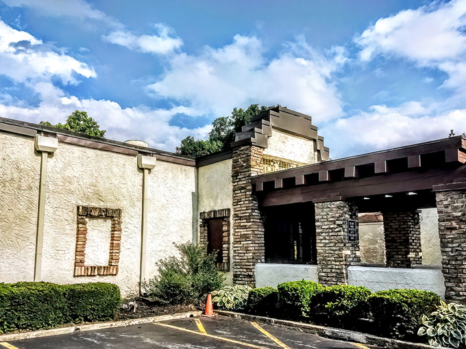 Upper Arlington's steakhouse gem combines elegant architecture with the promise of exceptional dining experiences.