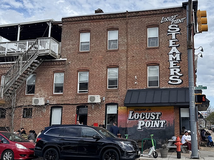 Red signs and rowhouse roots make L.P. Steamers the neighborhood's best-kept cracking secret.