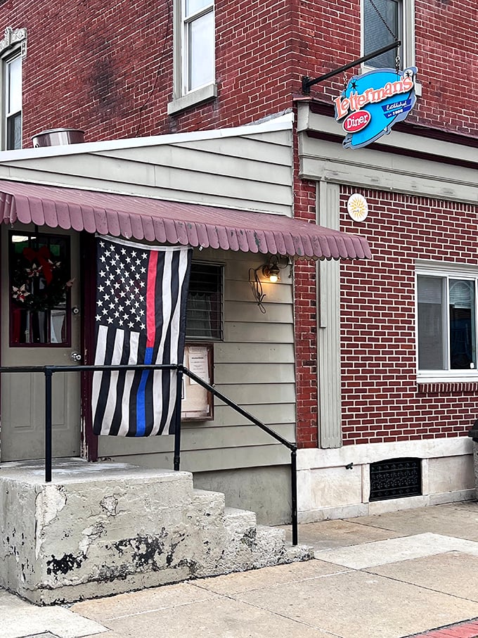 Small-town charm with big-time flavor. That American flag tells you everything about the heartland cooking waiting inside.