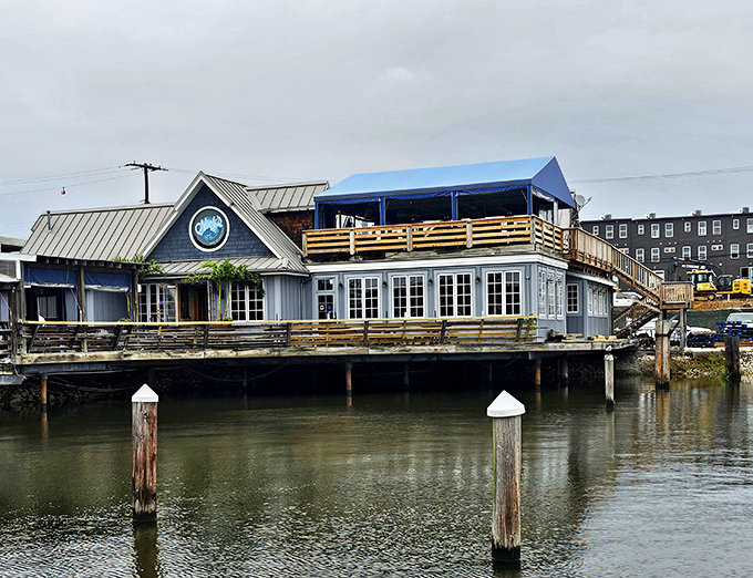 When your restaurant literally floats above the water, you better believe the seafood lives up to the setting.