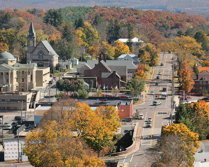 Fall foliage frames Oakland's main street like nature's own retirement brochure. Those colors are free&mdash;just like the parking downtown!