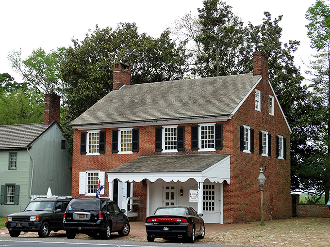 This Georgian masterpiece stands as proudly today as it did when horse-drawn carriages were the latest transportation technology.