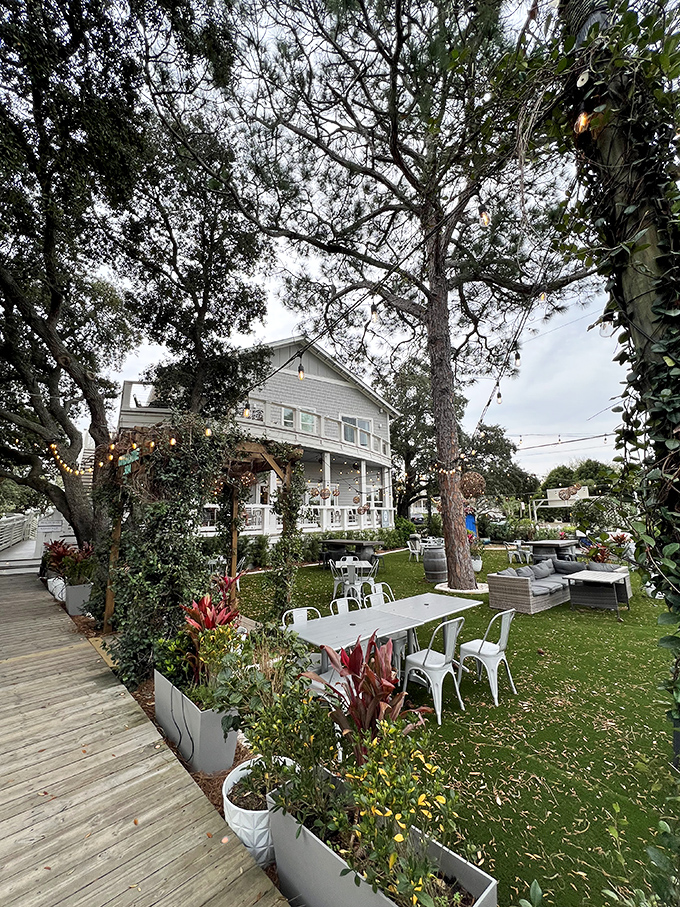 Dappled sunlight, ancient oaks, and the promise of fresh seafood &ndash; Old Florida Fish House nails the coastal vibe.