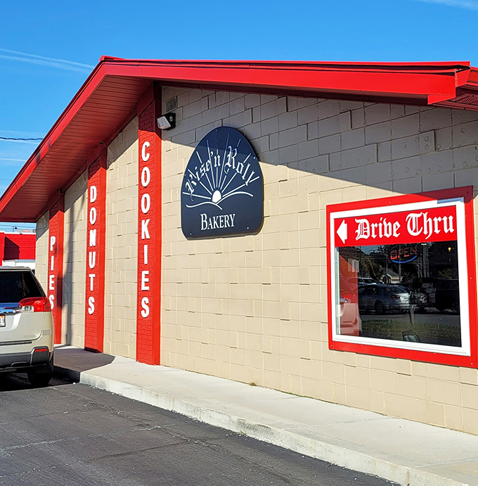 Clean lines and fresh baking create the perfect marriage of Amish tradition and modern convenience.