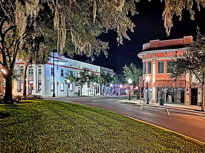 Those stately courthouse columns have witnessed more drama than a daytime soap opera, but with better manners.