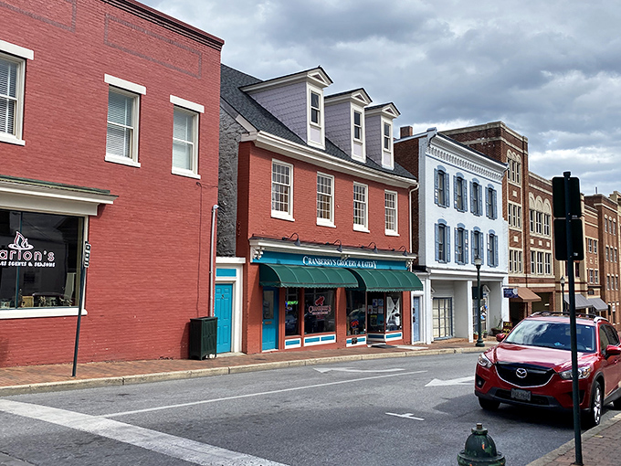 In Staunton, even the buildings dress in their Sunday best&mdash;that blue facade is winking at you like Paul Newman in his prime.
