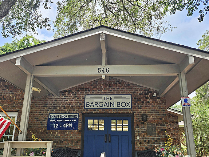 This cozy island storefront holds more surprises than a magician's hat on Saturday night.