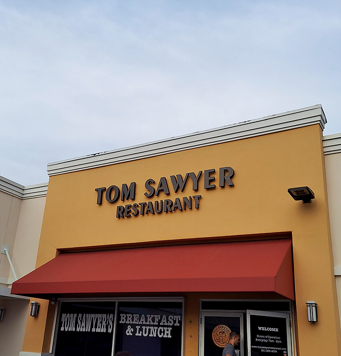 Clean lines and warm welcomes make this Boca Raton spot a neighborhood treasure worth discovering.