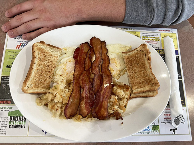 Breakfast perfection doesn't need fancy plating&mdash;just perfectly crisp bacon, fluffy eggs, and toast that hits that golden-brown sweet spot.
