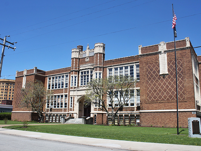 This isn't just a school building; it's architectural eye candy from an era when even educational institutions were built to inspire rather than just contain.