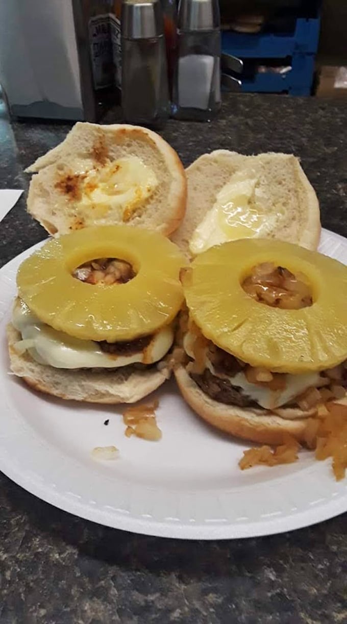 Hawaiian paradise meets burger bliss with these pineapple-topped cheeseburgers. Tropical vacation for your taste buds, no passport required.