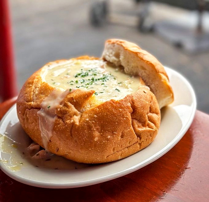 Not just chowder&mdash;it's a bread bowl revelation! This creamy masterpiece has convinced many East Coasters to extend their California stay.