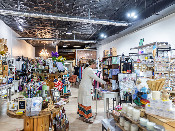 Inside this treasure trove of local crafts and gifts, browsing becomes an adventure where your Social Security check might actually stretch further than expected.