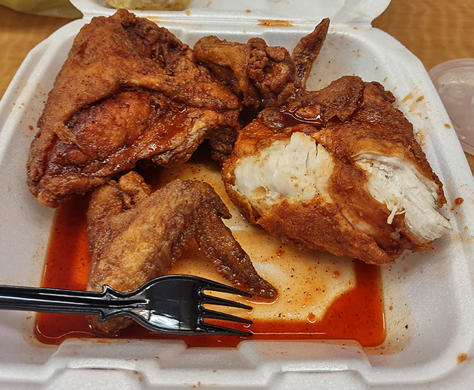 Behold the star of the show: golden-brown perfection with that signature Sweet Spicy Love sauce creating a flavor symphony that'll haunt your dreams.