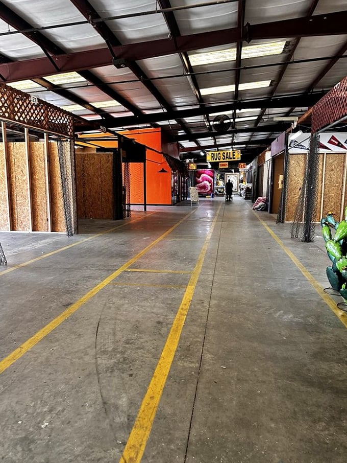 Empty hallways early in the day won't stay that way for long. The yellow lines guide you through this labyrinth of potential purchases.