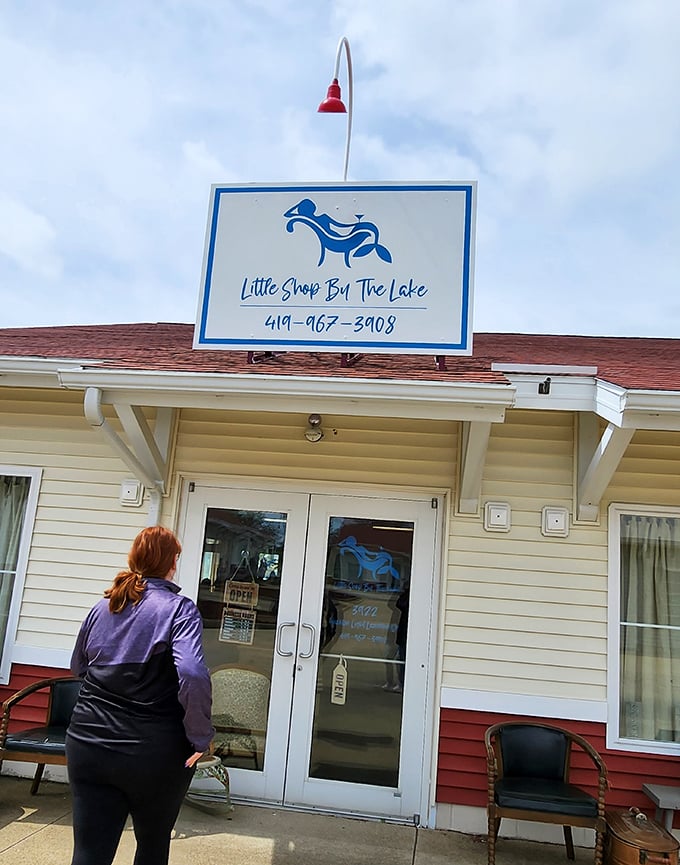 Little Shop By The Lake offers waterfront retail therapy &ndash; because nothing says "vacation" like shopping with a gentle lake breeze.