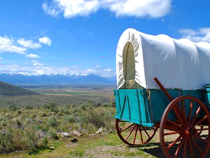 This covered wagon overlooks Baker Valley, reminding us that Oregon Trail pioneers faced hardships we can't imagine&mdash;like no Wi-Fi.