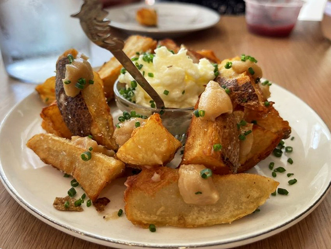 Those famous passerine potatoes with stracciatella that have locals plotting their next visit before they finish eating.