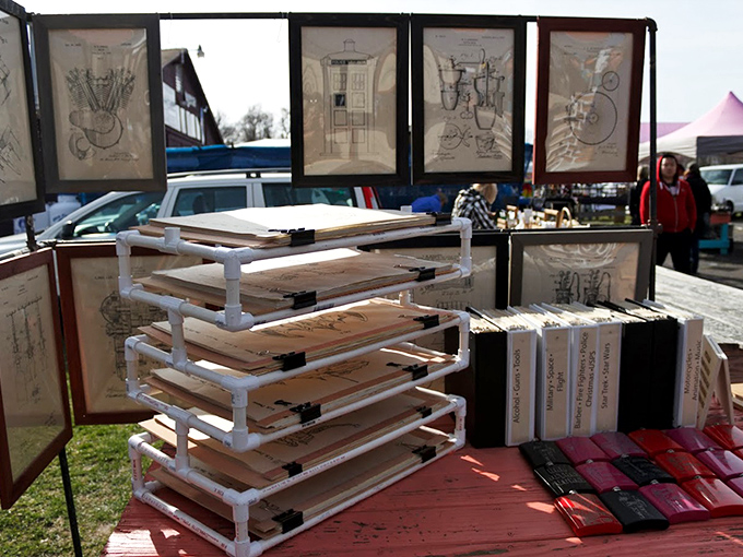 Art with a vintage soul. These framed sketches offer a glimpse into yesterday's world, perfect for that empty wall space crying out for character.