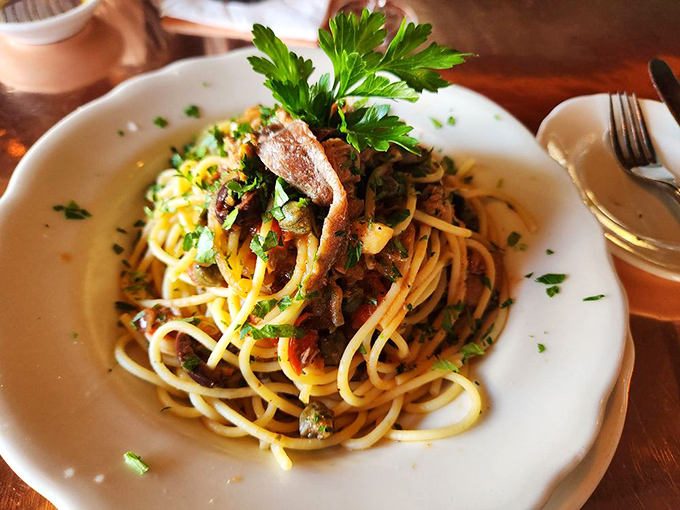 Behold the spaghetti that's earned legendary status among Pittsburgh's most discerning pasta enthusiasts everywhere.
