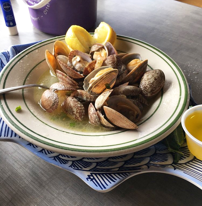 Steamer clams arrive like oceanic jewels in their own natural treasure chest, begging to be dipped in that golden butter.