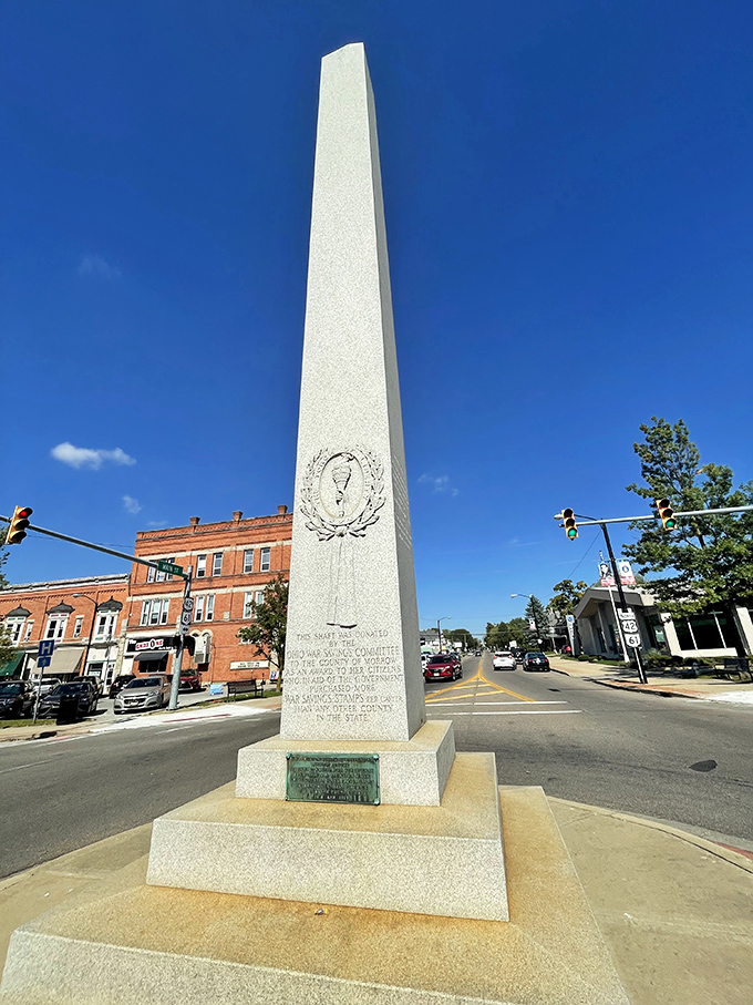 Sometimes the best entertainment comes with a drive-thru window and zero pretension about fine dining.
