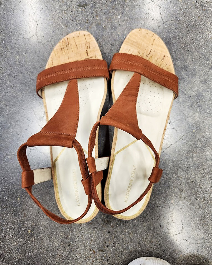 These leather sandals look barely touched by human feet. One person's "no longer sparks joy" becomes another's summer wardrobe victory.