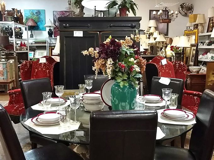 This elegant dining setup could host anything from Thanksgiving dinner to your next book club meeting&mdash;just add friends and food!
