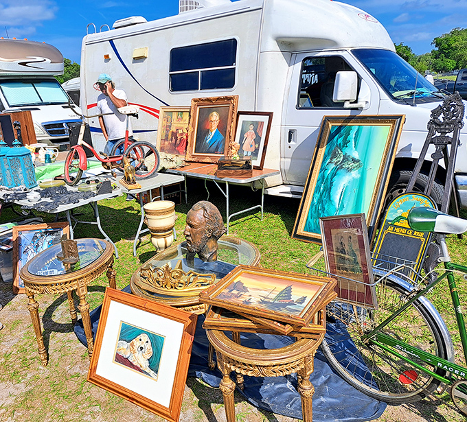 Art lovers rejoice! From presidential portraits to seaside scenes, this outdoor gallery offers framed masterpieces at prices that won't require a second mortgage.